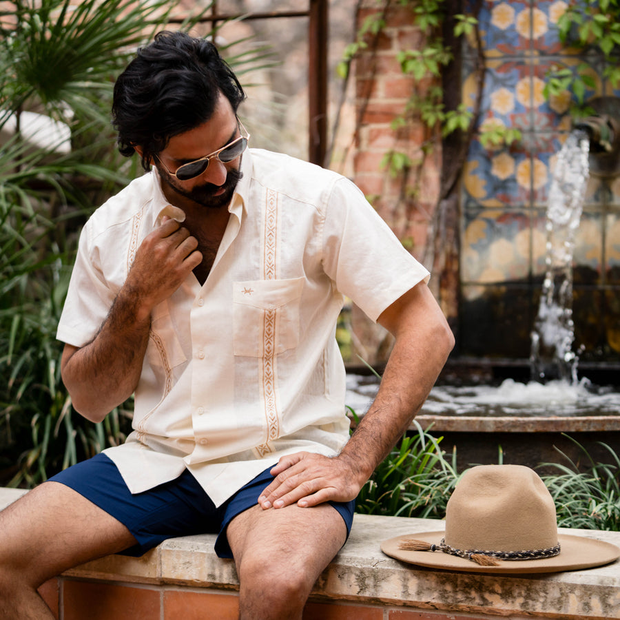 Tejas Guayabera - Garza – Texas Standard